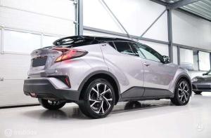 Серый Тойота C-HR 2017 в Каунас, объемом двигателя 1.80 л и пробегом 213 тыс. км за 15250 €, фото 3 на AUTOMOTO.COM.LV