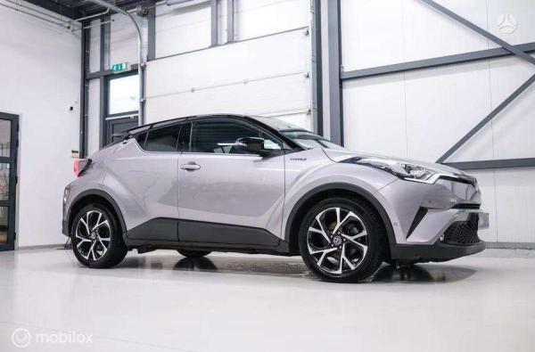 Pelēks Toyota C-HR 2017 Kauņa, ar dzinēja tilpumu 1.80 L un nobraukumu 213 tūkst. km par 15250 €, foto 4 vietnē AUTOMOTO.COM.LV