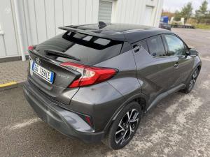 Pelēks Toyota C-HR 2017 Utena, ar dzinēja tilpumu 1.80 L un nobraukumu 145 tūkst. km par 13900 €, foto 5 vietnē AUTOMOTO.COM.LV