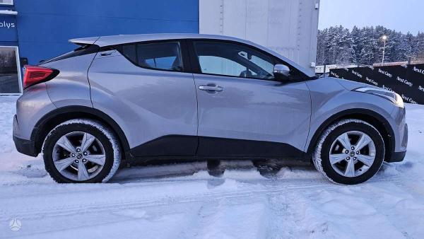 Серый Тойота C-HR 2017 в Каунас, объемом двигателя 1.20 л и пробегом 67 тыс. км за 12490 €, фото 8 на AUTOMOTO.COM.LV