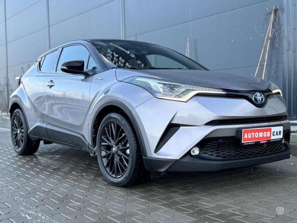 Pelēks Toyota C-HR 2017 Viļņa, ar dzinēja tilpumu 1.80 L un nobraukumu 76 tūkst. km par 17450 €, foto 3 vietnē AUTOMOTO.COM.LV
