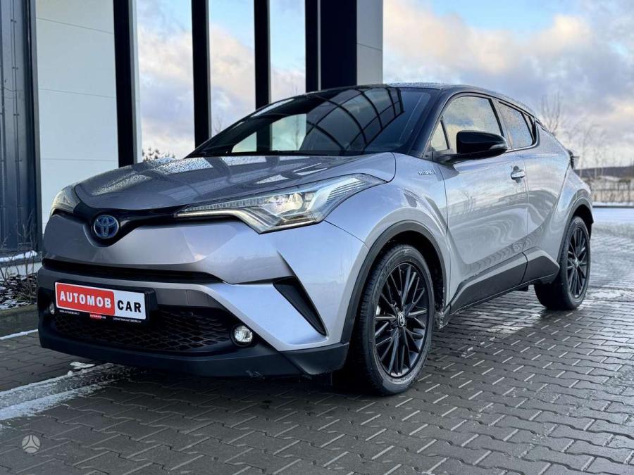 Pelēks Toyota C-HR 2017 Viļņa, ar dzinēja tilpumu 1.80 L un nobraukumu 76 tūkst. km par 17450 €, foto 4 vietnē AUTOMOTO.COM.LV