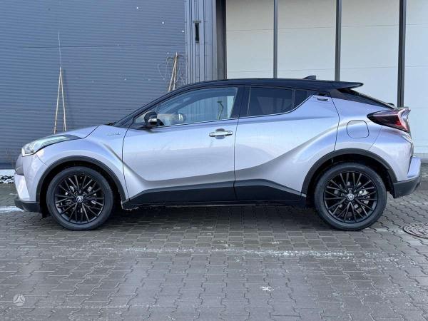 Pelēks Toyota C-HR 2017 Viļņa, ar dzinēja tilpumu 1.80 L un nobraukumu 76 tūkst. km par 17450 €, foto 10 vietnē AUTOMOTO.COM.LV