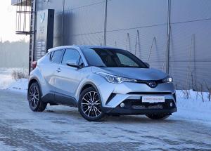 Grey Toyota C-HR 2017 in Vilnius, with an engine capacity of 1.80 L and mileage of 207 thousand km for 14900 €, photo  on AUTOMOTO.COM.LV