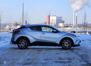Pelēks Toyota C-HR 2017 Viļņa, ar dzinēja tilpumu 1.80 L un nobraukumu 207 tūkst. km par 14900 €, foto 3 vietnē AUTOMOTO.COM.LV