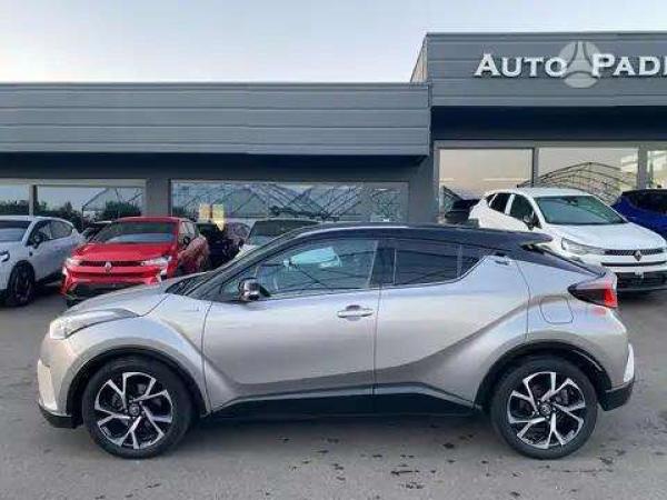 Pelēks Toyota C-HR 2017 Kauņa, ar dzinēja tilpumu 1.80 L un nobraukumu 168 tūkst. km par 16450 €, foto 4 vietnē AUTOMOTO.COM.LV