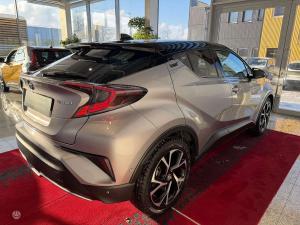 Серый Тойота C-HR 2017 в Шяуляй, объемом двигателя 1.80 л и пробегом 158 тыс. км за 17300 €, фото 7 на AUTOMOTO.COM.LV