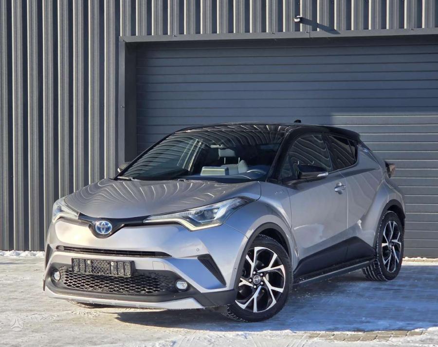 Серый Тойота C-HR 2017 в Каунас, объемом двигателя 1.80 л и пробегом 211 тыс. км за 15750 €, фото 7 на AUTOMOTO.COM.LV