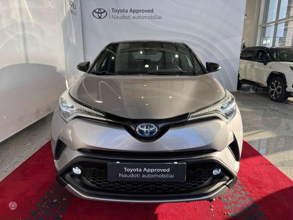 Pelēks Toyota C-HR 2017 Šauļi, ar dzinēja tilpumu 1.80 L un nobraukumu 158 tūkst. km par 17300 €, foto 3 vietnē AUTOMOTO.COM.LV