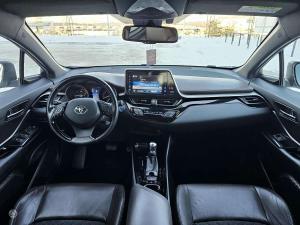 Grey Toyota C-HR 2017 in Vilnius, with an engine capacity of 1.80 L and mileage of 207 thousand km for 14750 €, photo 20 on AUTOMOTO.COM.LV