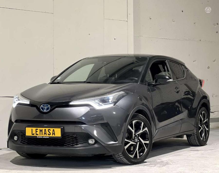Grey Toyota C-HR 2017 in Klaipeda, with an engine capacity of 1.80 L and mileage of 144 thousand km for 16800 €, photo 13 on AUTOMOTO.COM.LV