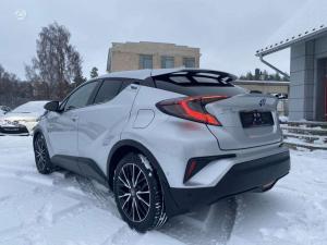 Pelēks Toyota C-HR 2017 Radviliškis, ar dzinēja tilpumu 1.80 L un nobraukumu 140 tūkst. km par 15250 €, foto 4 vietnē AUTOMOTO.COM.LV