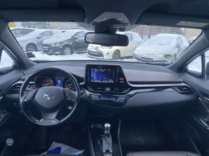 Pelēks Toyota C-HR 2017 Radviliškis, ar dzinēja tilpumu 1.80 L un nobraukumu 140 tūkst. km par 15250 €, foto 11 vietnē AUTOMOTO.COM.LV