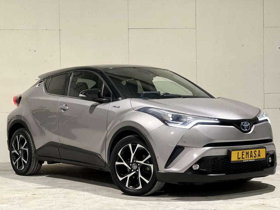 Pelēks Toyota C-HR 2017 Klaipėda, ar dzinēja tilpumu 1.80 L un nobraukumu 186 tūkst. km par 14500 €, foto 12 vietnē AUTOMOTO.COM.LV