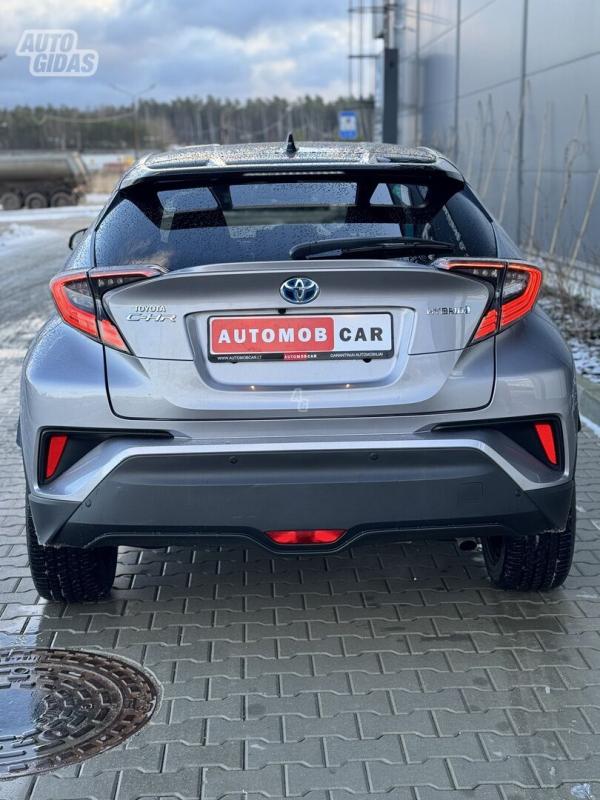 Grey Toyota C-HR 2017 in Vilnius, with an engine capacity of 1.80 L and mileage of 76 thousand km for 17950 €, photo 6 on AUTOMOTO.COM.LV