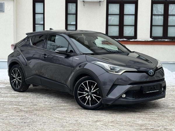 Серый Тойота C-HR 2017 в Паневежис, объемом двигателя 1.80 л и пробегом 179 тыс. км за 15800 €, фото 5 на AUTOMOTO.COM.LV