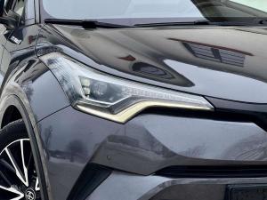 Серый Тойота C-HR 2017 в Паневежис, объемом двигателя 1.80 л и пробегом 179 тыс. км за 15800 €, фото 15 на AUTOMOTO.COM.LV