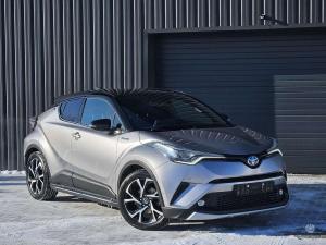 Pelēks Toyota C-HR 2017 Kauņa, ar dzinēja tilpumu 1.80 L un nobraukumu 211 tūkst. km par 15750 €, foto  vietnē AUTOMOTO.COM.LV