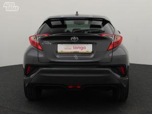 Grey Toyota C-HR 2017 in Vilnius, with an engine capacity of 1.20 L and mileage of 156 thousand km for 12899 €, photo 5 on AUTOMOTO.COM.LV