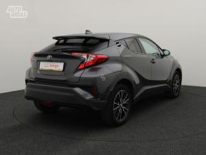 Grey Toyota C-HR 2017 in Vilnius, with an engine capacity of 1.20 L and mileage of 156 thousand km for 12899 €, photo 8 on AUTOMOTO.COM.LV