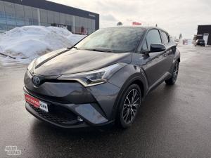 Pelēks Toyota C-HR 2017 Viļņa, ar dzinēja tilpumu 1.80 L un nobraukumu 131 tūkst. km par 15950 €, foto 3 vietnē AUTOMOTO.COM.LV