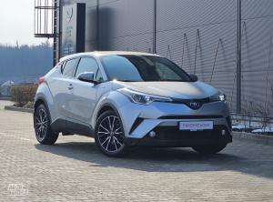 Pelēks Toyota C-HR 2017 Viļņa, ar dzinēja tilpumu 1.80 L un nobraukumu 207 tūkst. km par 14750 €, foto  vietnē AUTOMOTO.COM.LV