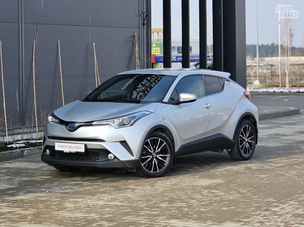 Pelēks Toyota C-HR 2017 Viļņa, ar dzinēja tilpumu 1.80 L un nobraukumu 207 tūkst. km par 14750 €, foto 8 vietnē AUTOMOTO.COM.LV