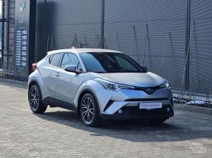 Pelēks Toyota C-HR 2017 Viļņa, ar dzinēja tilpumu 1.80 L un nobraukumu 207 tūkst. km par 14750 €, foto 15 vietnē AUTOMOTO.COM.LV