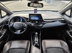 Pelēks Toyota C-HR 2017 Viļņa, ar dzinēja tilpumu 1.80 L un nobraukumu 207 tūkst. km par 14750 €, foto 20 vietnē AUTOMOTO.COM.LV