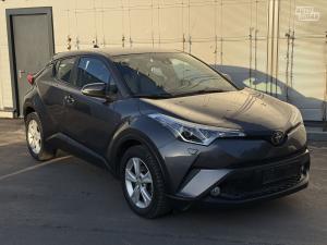 Grey Toyota C-HR 2017 in Utena, with an engine capacity of 1.20 L and mileage of 162 thousand km for 12950 €, photo  on AUTOMOTO.COM.LV