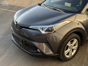 Pelēks Toyota C-HR 2017 Utena, ar dzinēja tilpumu 1.20 L un nobraukumu 162 tūkst. km par 12950 €, foto 5 vietnē AUTOMOTO.COM.LV