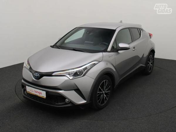 Grey Toyota C-HR 2017 in Vilnius, with an engine capacity of 1.80 L and mileage of 212 thousand km for 14899 €, photo 1 on AUTOMOTO.COM.LV