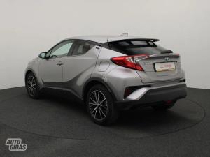 Grey Toyota C-HR 2017 in Vilnius, with an engine capacity of 1.80 L and mileage of 212 thousand km for 14899 €, photo 8 on AUTOMOTO.COM.LV