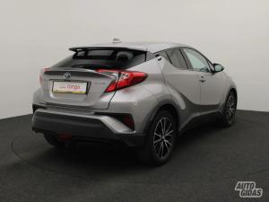 Серый Тойота C-HR 2017 в Вильнюс, объемом двигателя 1.80 л и пробегом 171 тыс. км за 16199 €, фото 9 на AUTOMOTO.COM.LV