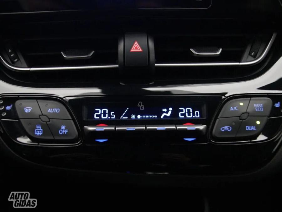 Серый Тойота C-HR 2017 в Вильнюс, объемом двигателя 1.80 л и пробегом 171 тыс. км за 16199 €, фото 21 на AUTOMOTO.COM.LV