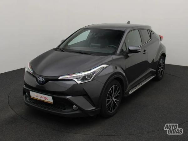 Серый Тойота C-HR 2017 в Вильнюс, объемом двигателя 1.80 л и пробегом 170 тыс. км за 16099 €, фото 1 на AUTOMOTO.COM.LV