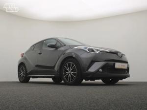 Серый Тойота C-HR 2017 в Вильнюс, объемом двигателя 1.80 л и пробегом 170 тыс. км за 16099 €, фото 12 на AUTOMOTO.COM.LV