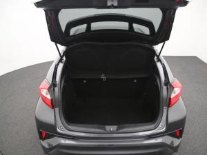 Серый Тойота C-HR 2017 в Вильнюс, объемом двигателя 1.80 л и пробегом 170 тыс. км за 16099 €, фото 34 на AUTOMOTO.COM.LV