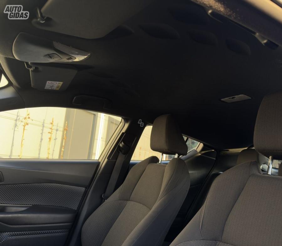 Pelēks Toyota C-HR 2017 Utena, ar dzinēja tilpumu 1.20 L un nobraukumu 162 tūkst. km par 11600 €, foto 28 vietnē AUTOMOTO.COM.LV