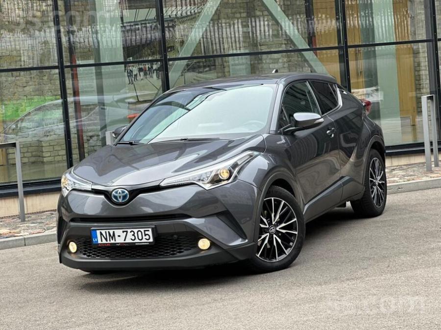 Серый Тойота C-HR 2017 в Рига, объемом двигателя 1.80 л и пробегом 157 тыс. км за 15250 €, фото 1 на AUTOMOTO.COM.LV