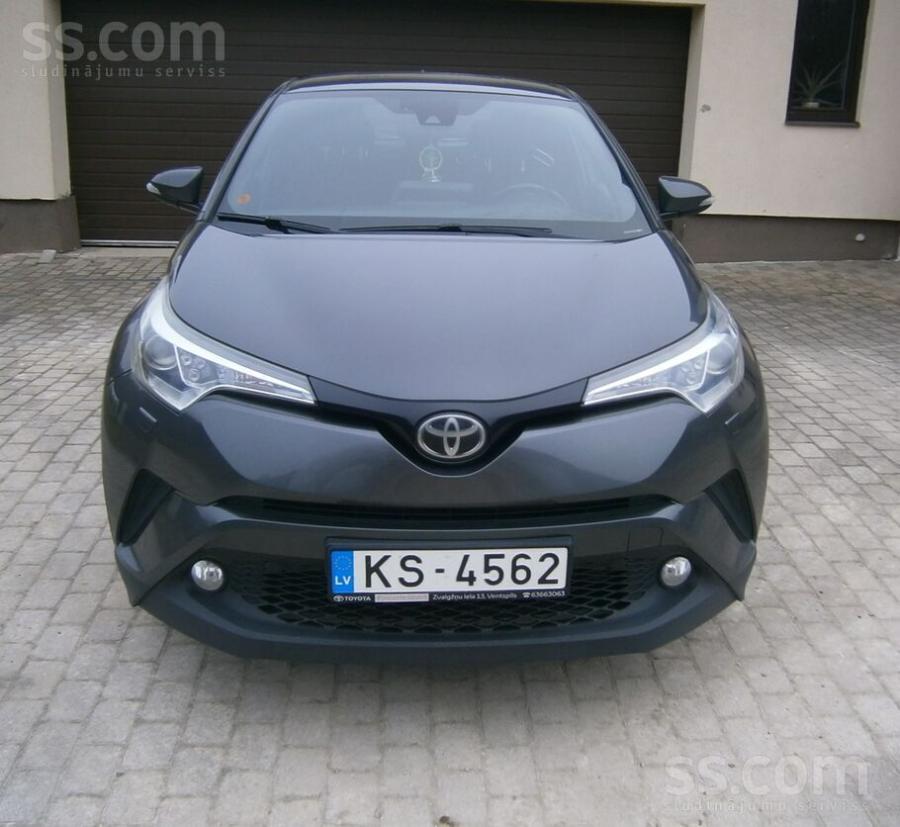 Pelēks Toyota C-HR 2017 Rīga, ar dzinēja tilpumu 1.20 L un nobraukumu 173 tūkst. km par 12890 €, foto 1 vietnē AUTOMOTO.COM.LV