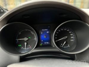 Grey Toyota C-HR 2017 in Riga, with an engine capacity of 1.80 L and mileage of 157 thousand km for 15250 €, photo 14 on AUTOMOTO.COM.LV