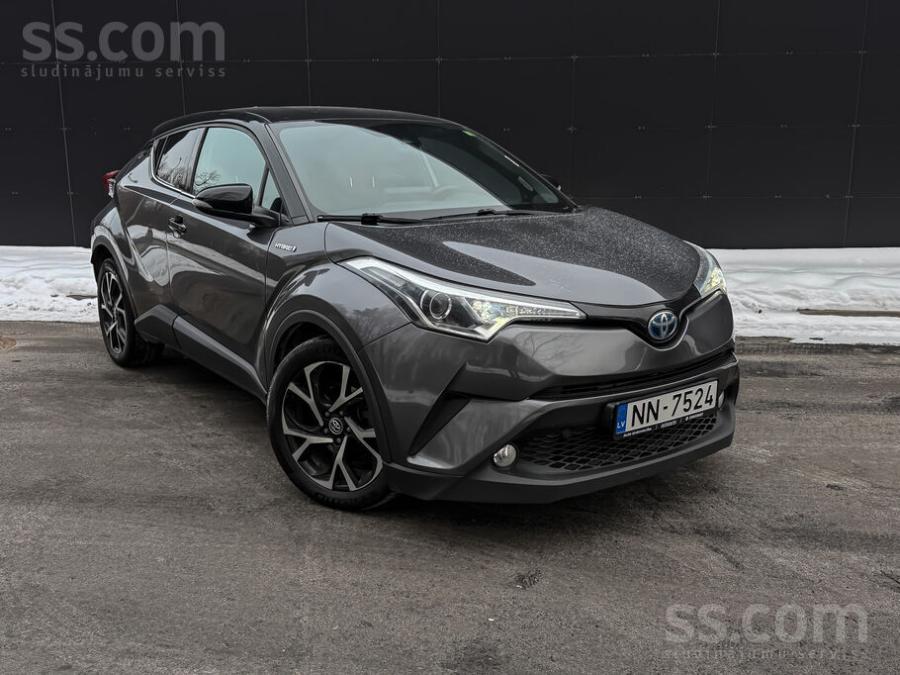 Pelēks Toyota C-HR 2017 Jelgava, ar dzinēja tilpumu 1.80 L un nobraukumu 0 tūkst. km par 13700 €, foto 1 vietnē AUTOMOTO.COM.LV