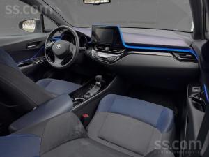Pelēks Toyota C-HR 2017 Jelgava, ar dzinēja tilpumu 1.80 L un nobraukumu 0 tūkst. km par 13700 €, foto 12 vietnē AUTOMOTO.COM.LV
