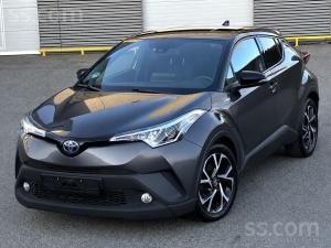 Pelēks Toyota C-HR 2017 Rīga, ar dzinēja tilpumu 1.80 L un nobraukumu 177 tūkst. km par 14999 €, foto  vietnē AUTOMOTO.COM.LV