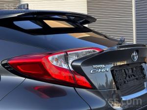 Серый Тойота C-HR 2017 в Рига, объемом двигателя 1.80 л и пробегом 177 тыс. км за 14999 €, фото 6 на AUTOMOTO.COM.LV