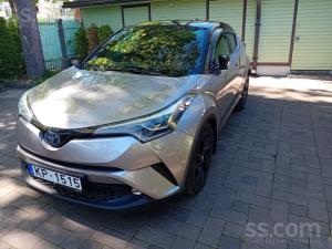 Grey Toyota C-HR 2017 in Jurmala, with an engine capacity of 1.80 L and mileage of 89 thousand km for 19990 €, photo  on AUTOMOTO.COM.LV