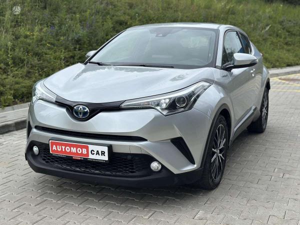 Серый Тойота C-HR 2017 в Вильнюс, объемом двигателя 1.80 л и пробегом 43 тыс. км за 17350 €, фото 2 на AUTOMOTO.COM.LV
