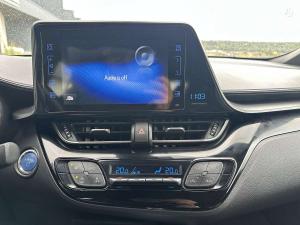 Grey Toyota C-HR 2017 in Vilnius, with an engine capacity of 1.80 L and mileage of 43 thousand km for 17350 €, photo 16 on AUTOMOTO.COM.LV