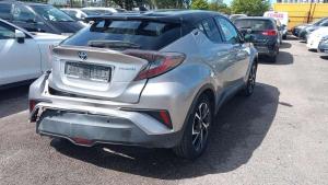 Серый Тойота C-HR 2017 в Паневежис, объемом двигателя 1.80 л и пробегом 62 тыс. км за 9999 €, фото 13 на AUTOMOTO.COM.LV